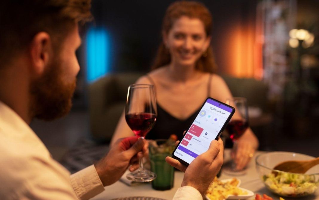 How to Find Hookups in Your Area That Work: From Apps to Bars