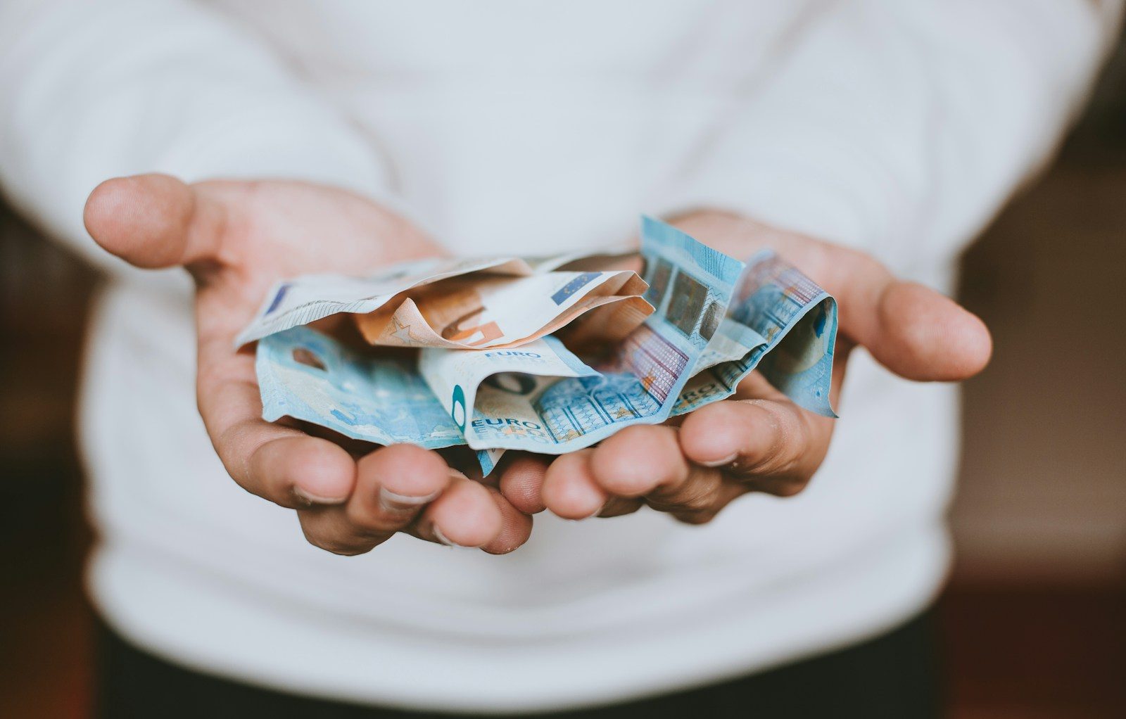 Fixed vs. Variable Personal Loan Interest Rates: Which Is Better? - Jt.Org